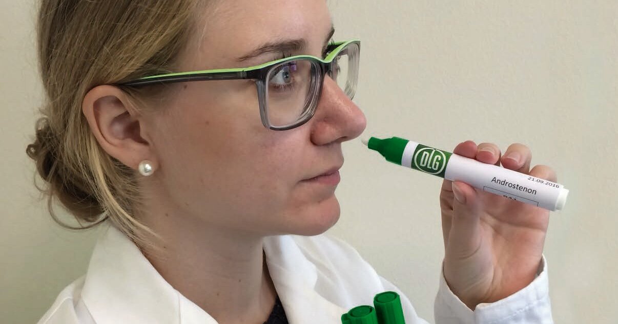 DLG Expert report 01/2017: Panel training on odour and aroma perception ...